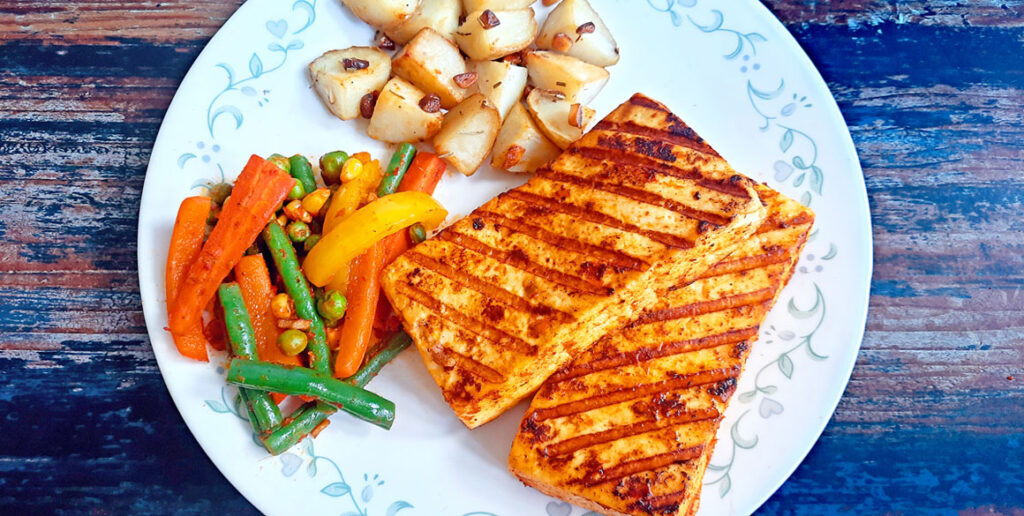 Peri Peri Paneer Steak with Tossed Vegetables Recipe - Mads' Cookhouse