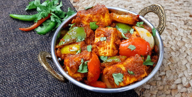 Kadhai Paneer Recipe - Mads' Cookhouse