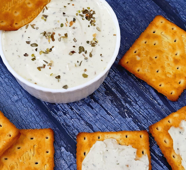 Herb and Garlic Cheese Spread Recipe - Mads' Cookhouse