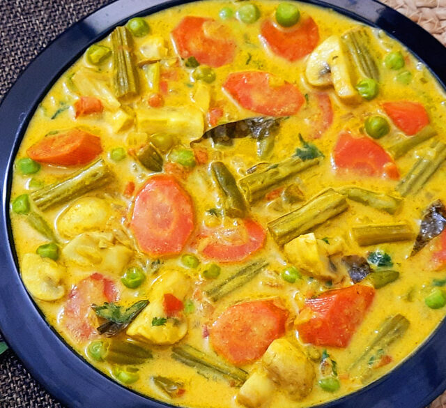 Goan Vegetable Caldin Curry Recipe - Mads' Cookhouse